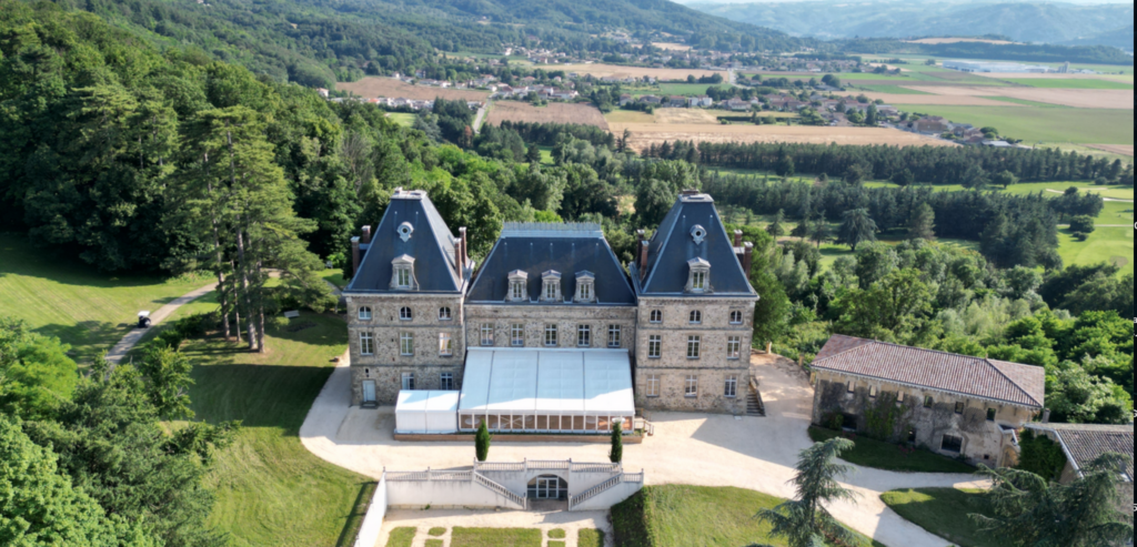 Exemples de fabrication de chapiteaux et entrepôts - LBR Structure